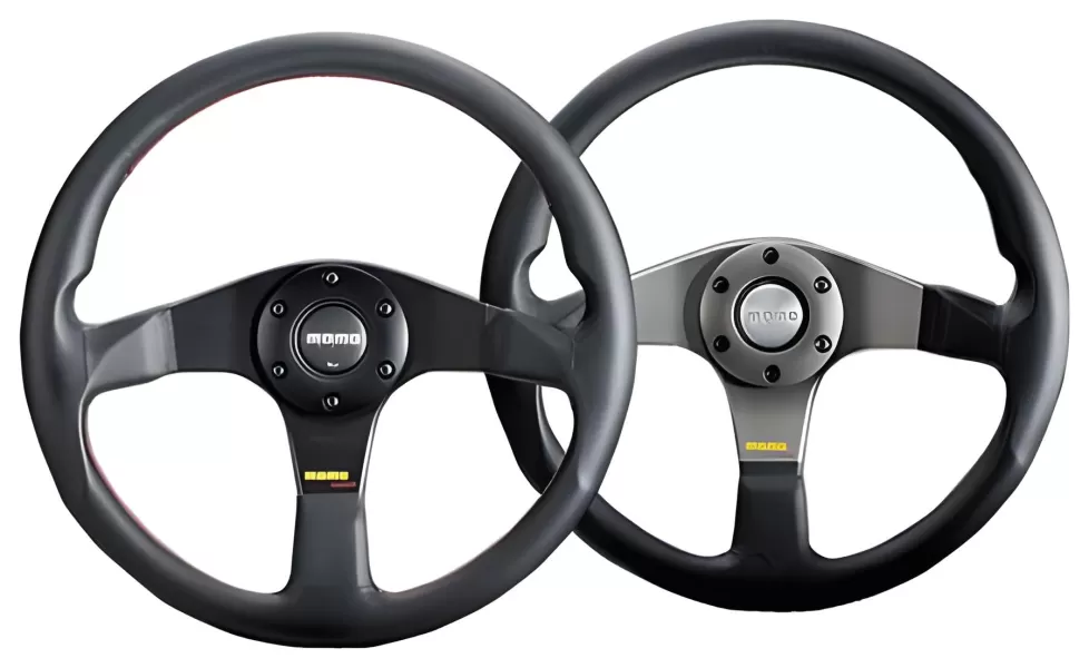 MOMO Street Steering Wheels for 1991 Acura Integra